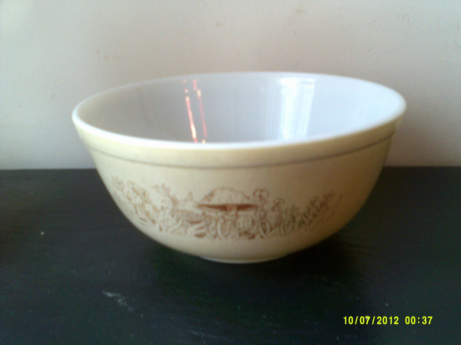 Vintage 1970s Pyrex Brown Speckled Mixing Bowl-Forest Fancies Pattern ...