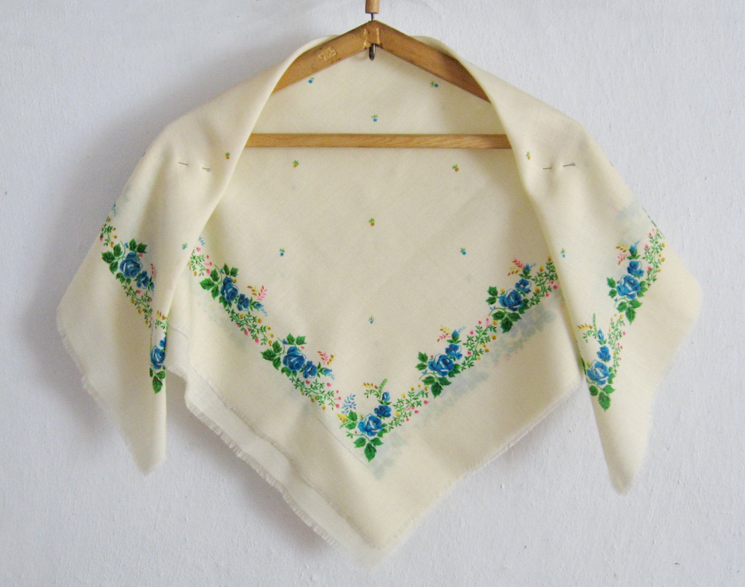 Russian wool shawl/ wool scarf / peasant scarf/ babushka folk shawl ...