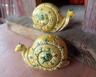 Popular items for ceramic snails on Etsy