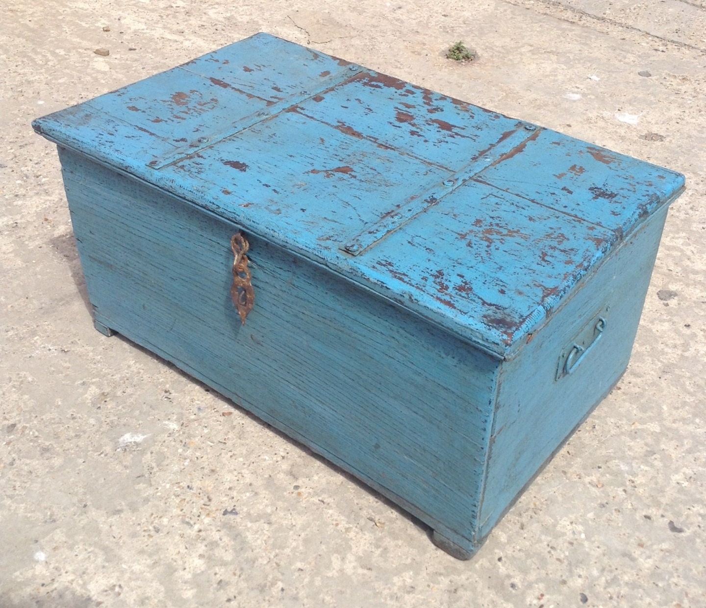 Vintage painted wooden chest from Rajasthan. – Haute Juice