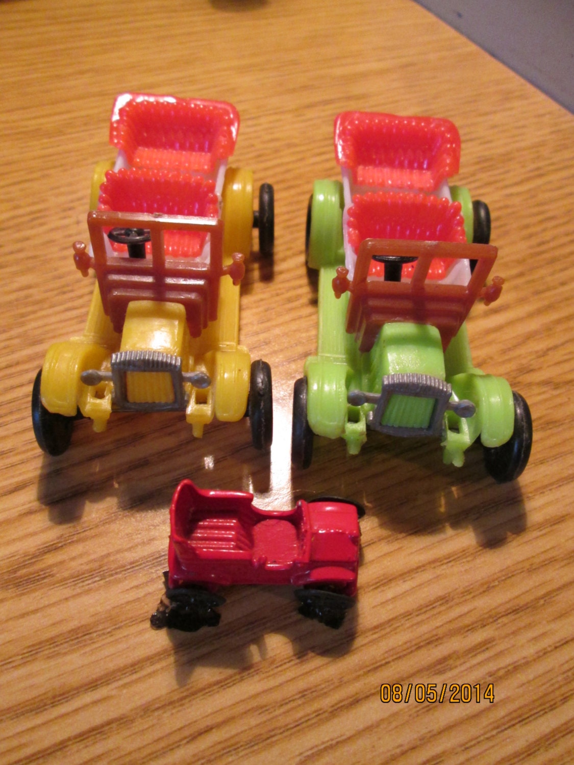 Vintage Small Plastic Toy Cars at Callum Coombes blog