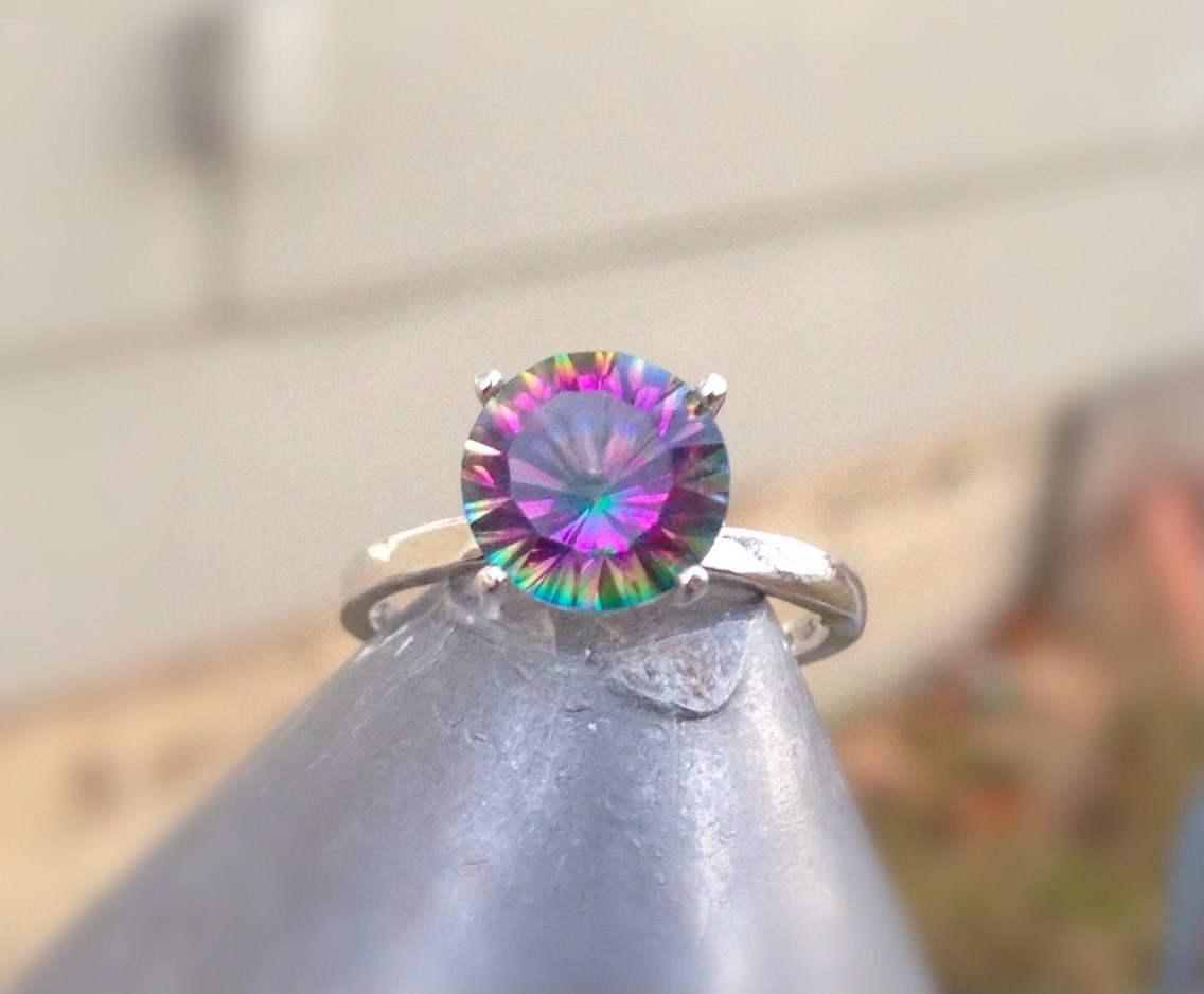 Rainbow Quartz Ring Solitaire 4-prong with Rainbow Quartz in