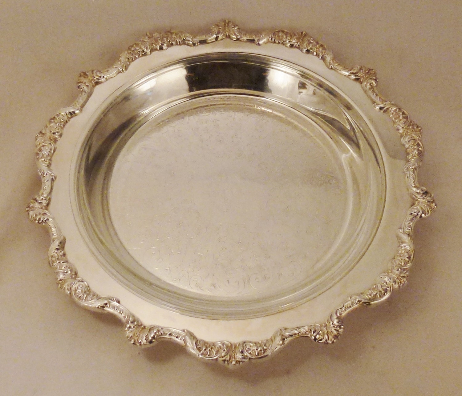 Silverplate Casserole PYREX insert Round Relief Embossed Thee ornate ...