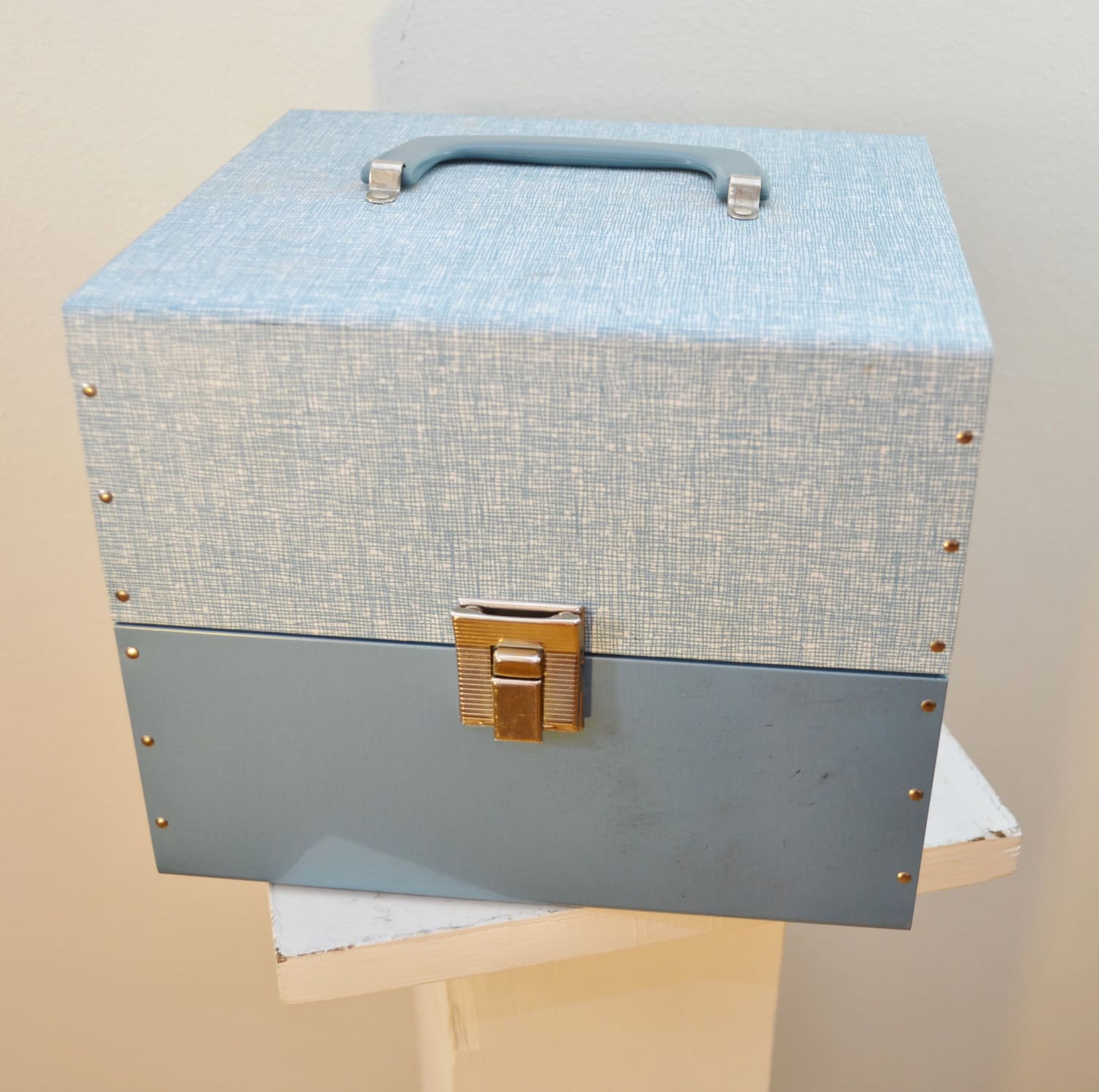 on SALE Vintage Blue METAL BOX Movie Reels – Haute Juice