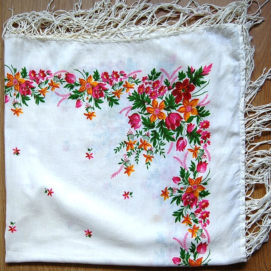 Vintage Russian Head Scarf Shawl with Tassels – Pink Floral on Ivory ...