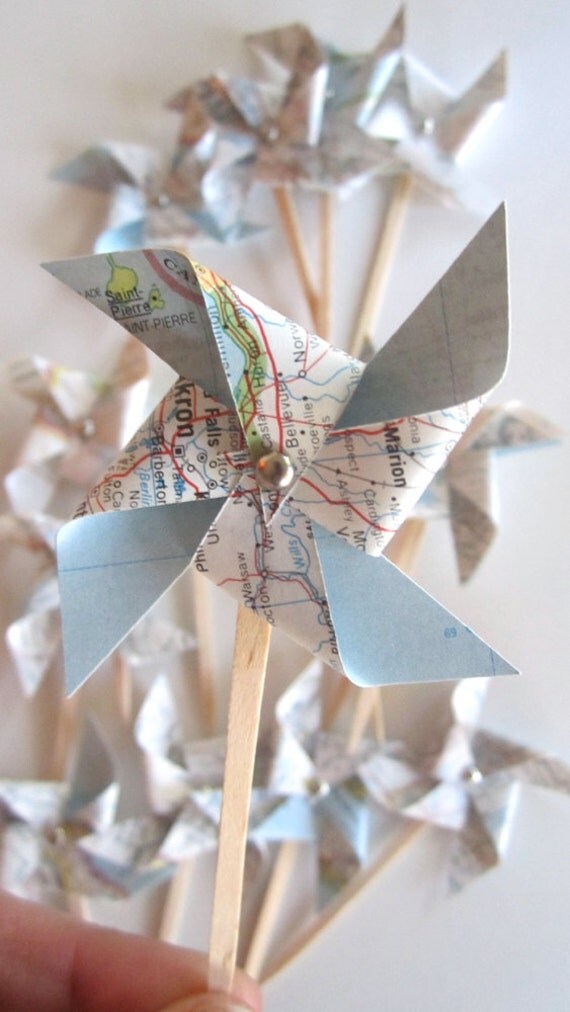 Items similar to Vintage Map Pinwheels, vintage wedding, 50 small sized ...