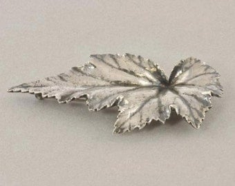 Popular items for sterling silver pin on Etsy