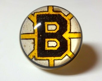 Boston ring | Etsy