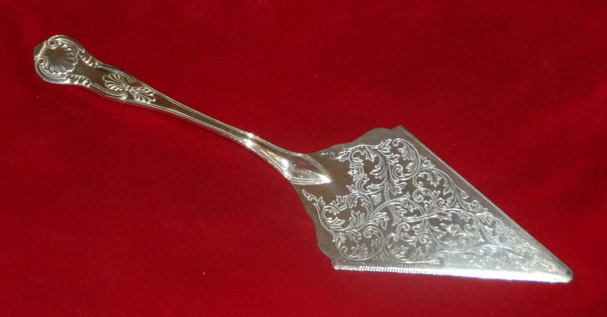 Queens Pattern VINER’S Silver Plate CAKE SLICE – Ideal Gift / Present ...