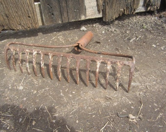 Cast Iron Fireplace Ornate Victorian Rusty by TheOldTimeJunkShop