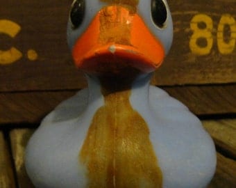 VINTAGE CARNIVAL DUCK - floating, plastic, carnival game, fair, ring toss