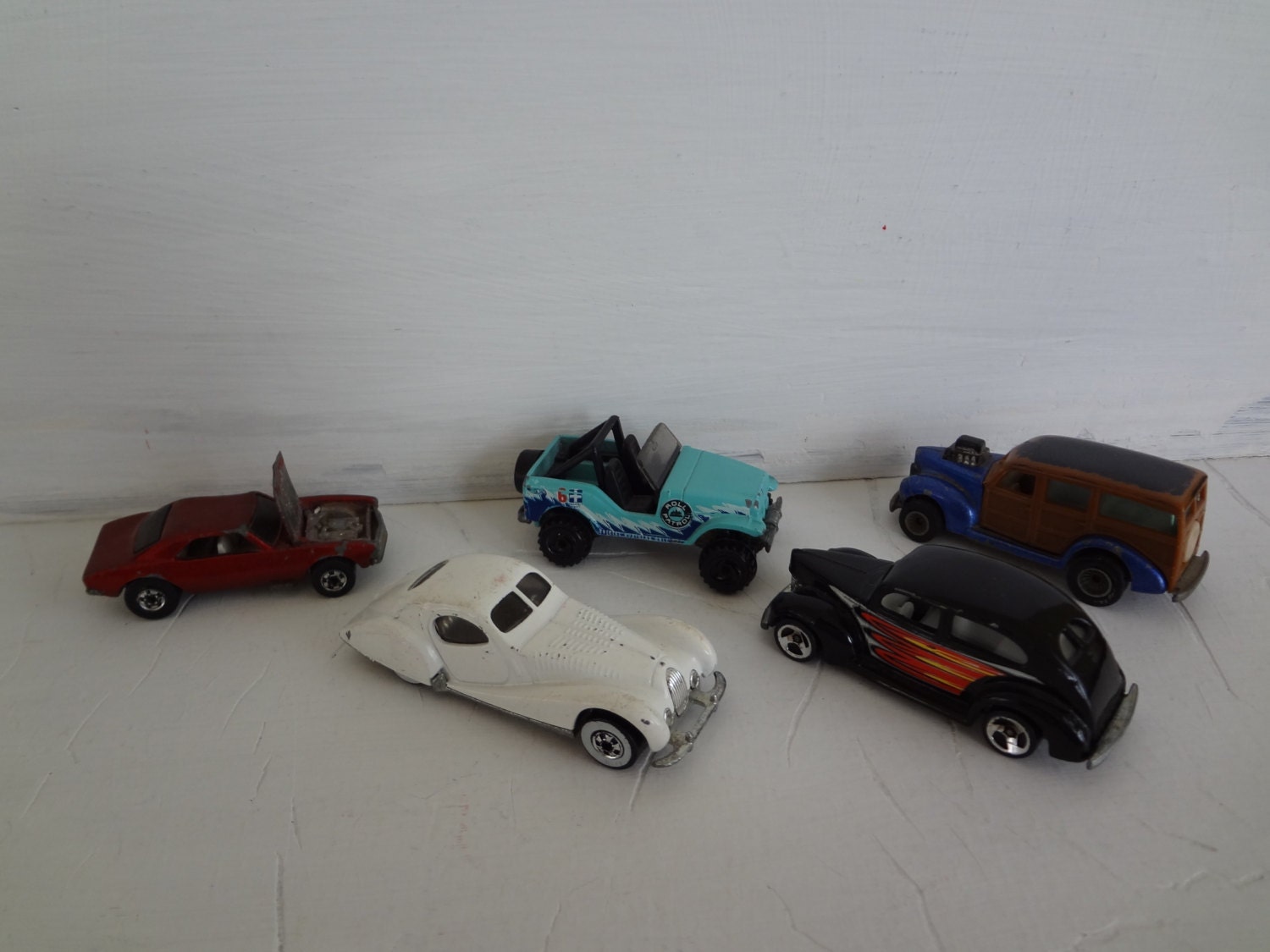 Vintage and Collectible Hot Wheels Cars Group by MadeandGathered