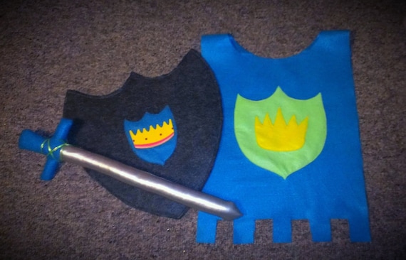 Items similar to Knight costume play set : Tunic, Shield and Sword on Etsy