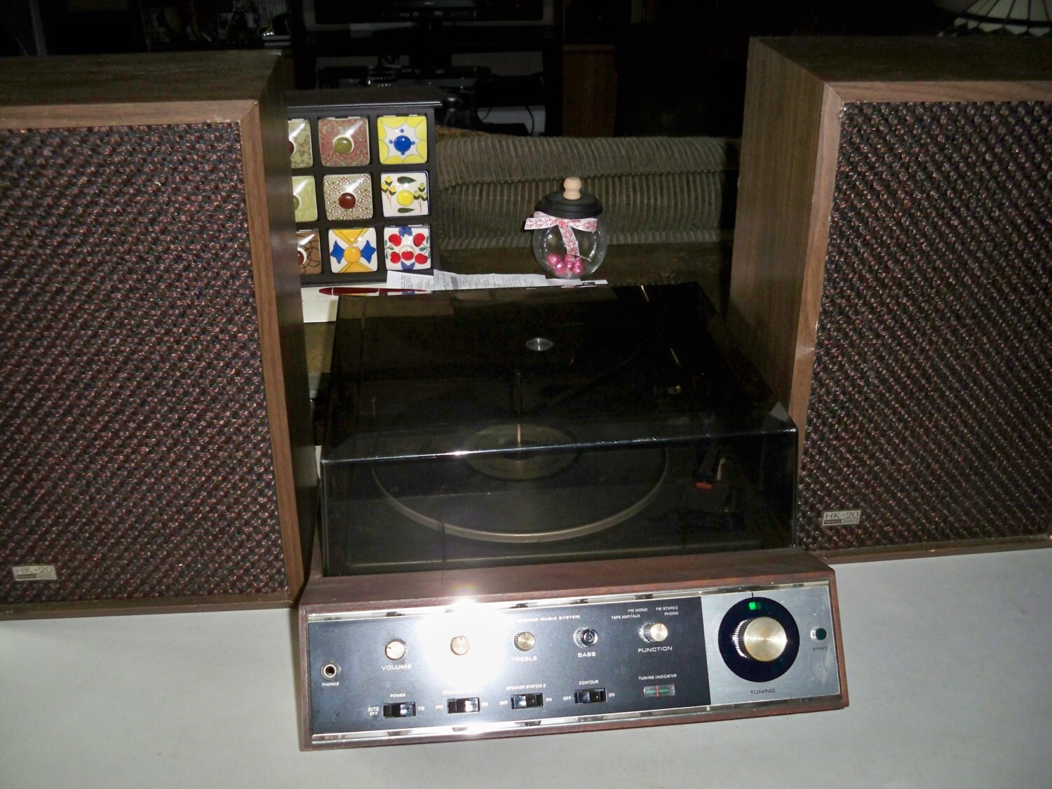 Vintage 1970's Harman Kardon SC18 Stereo Music Center