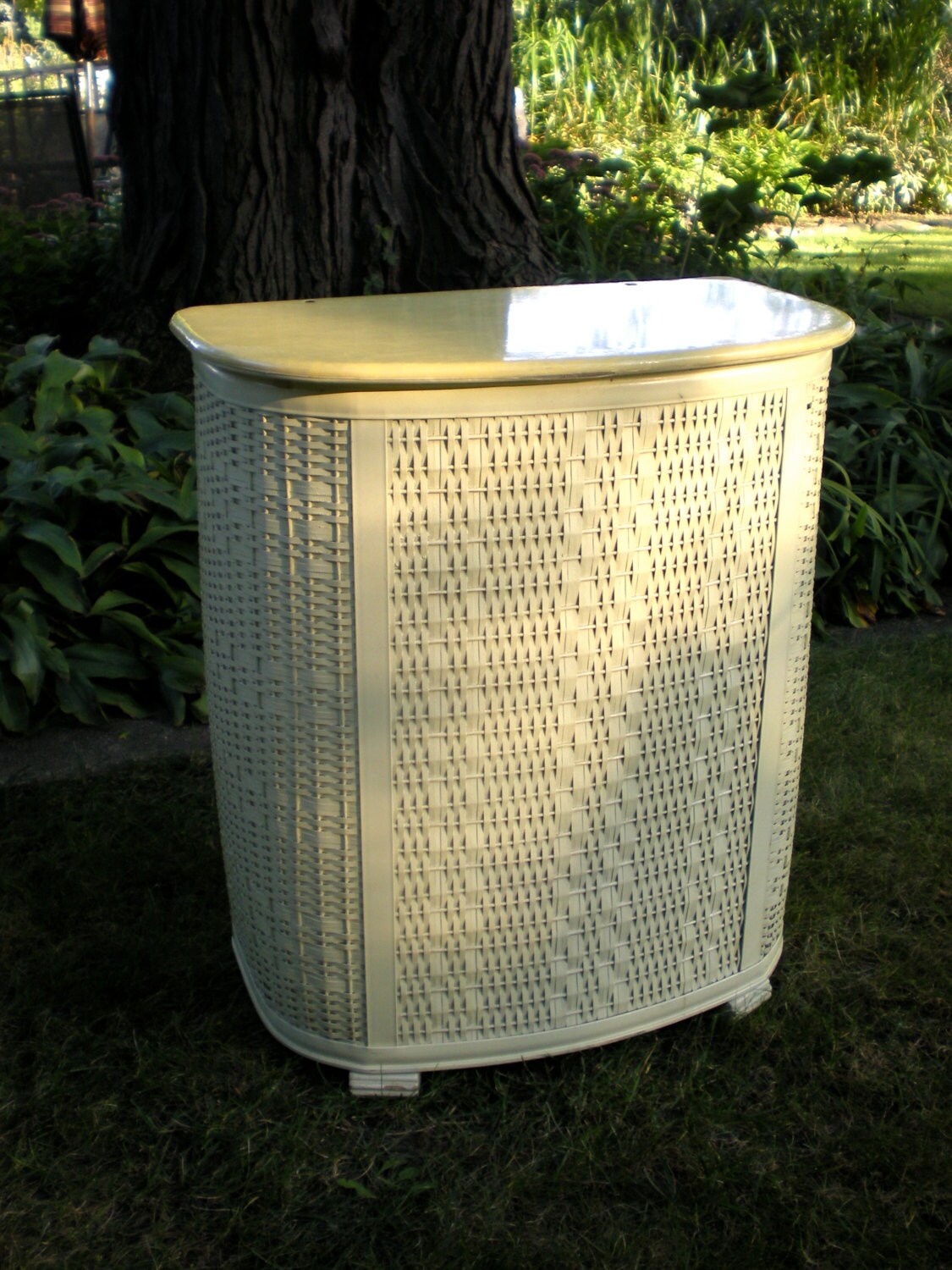 Reserved Sharon Clothes Hamper ~ Yellow Wicker ~ Pearl-Wick ~ Retro ...