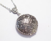 Popular items for silver plated locket on Etsy