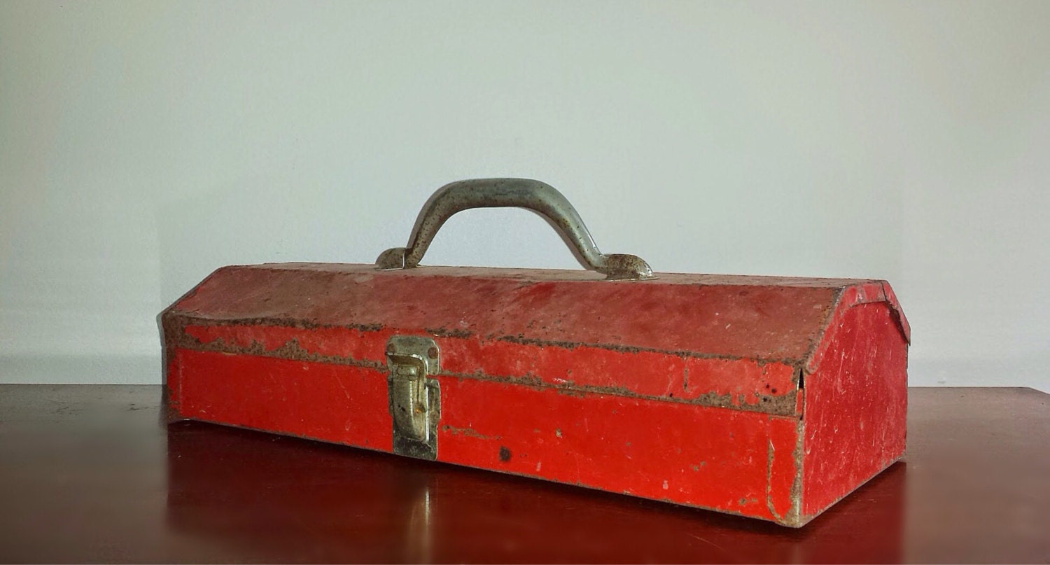 Vintage Rustic Red Metal Tool Box – Haute Juice