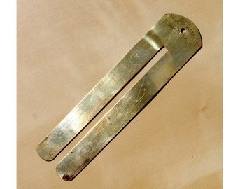 Popular items for vintage brass button on Etsy