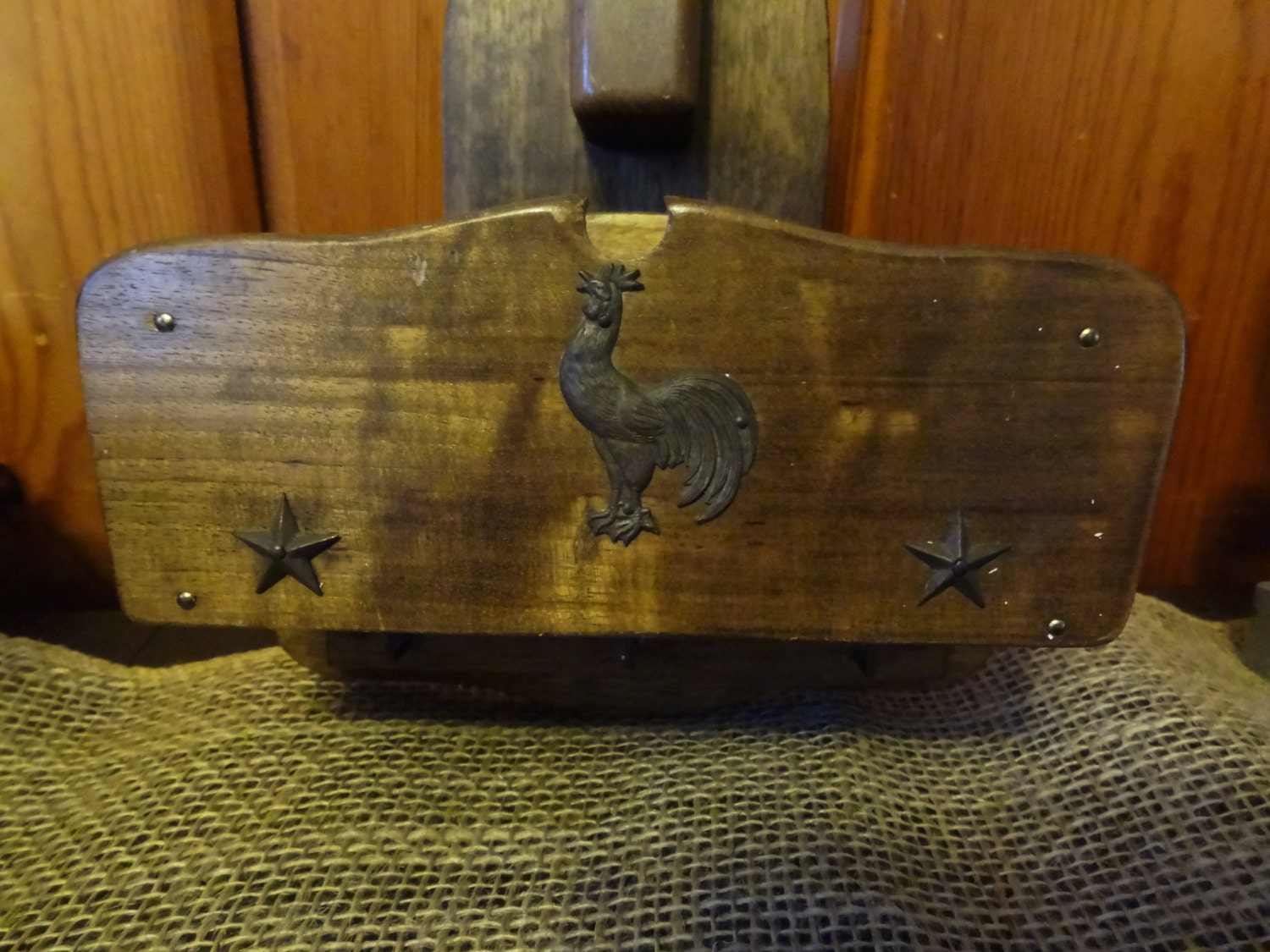 Rustic Farmhouse Style Mail and Key Wall Organizer – Haute Juice