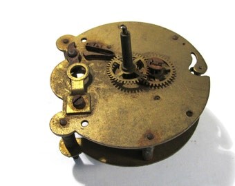 VINTAGE Clock Parts One (1) Clock Guts Mechanical Movements Gears ...