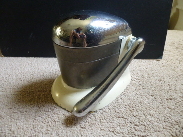Vintage 40s-50s art deco style chrome and steel Tilt top Juice-o-mat ...