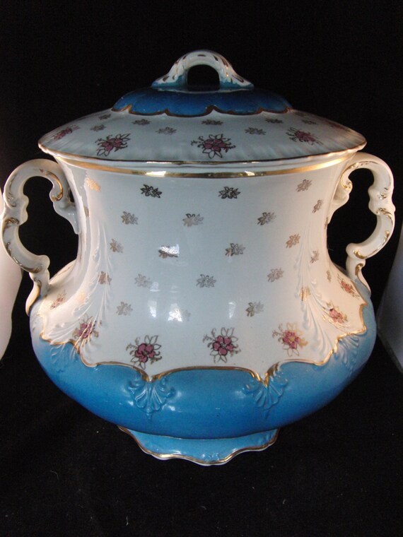 Antique Large Beautiful Blue White Floral Pot Goodwin Pottery