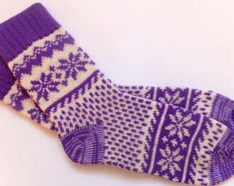 Classic Scandinavian Wool Socks with patterns. Women and by Junman