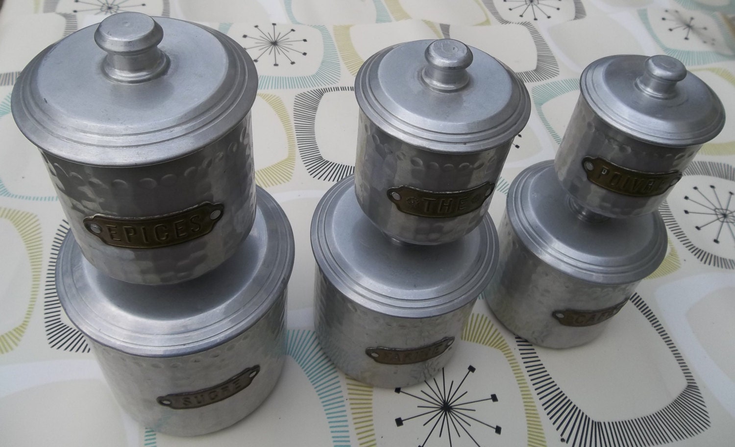 Complete series of vintage 1940s/1950s French aluminium kitchen pots ...