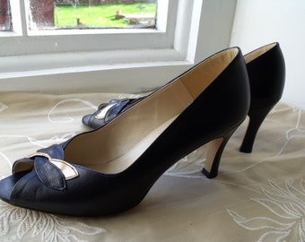 Secretary shoes | Etsy