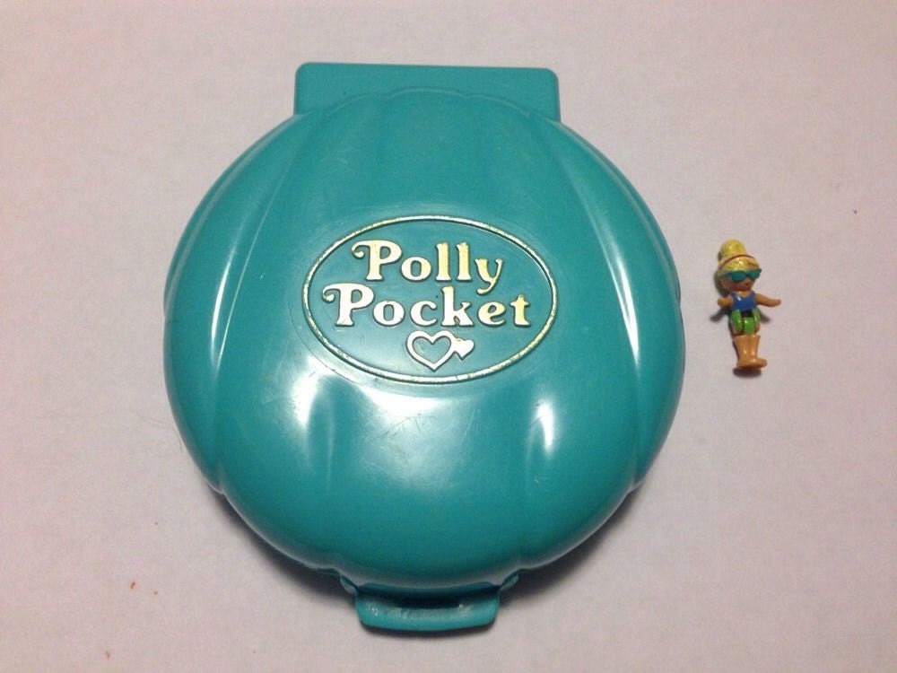 Vintage Polly Pocket 1989 Beach Party Green Shell by VinniesStuff