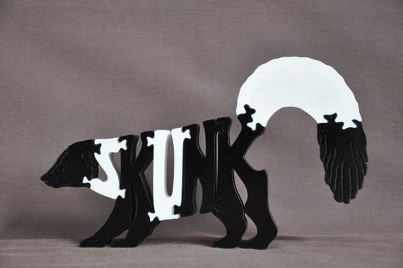 Skunk Woodland Animal Puzzle Wooden Toy Hand Cut with Scroll
