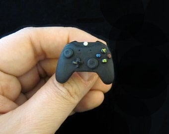 This is new to me. Appearently, GameStop is selling a Xbox One Mini ...