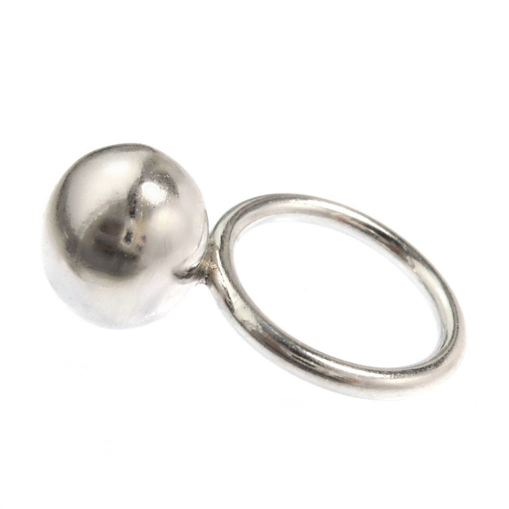 Sterling Silver Ball Ring Vintage Cocktail Size US by 20thCentury