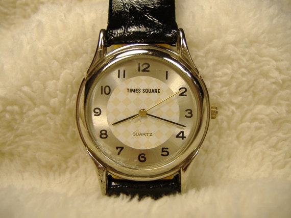 Vintage 1980s Times Square Quartz Watch