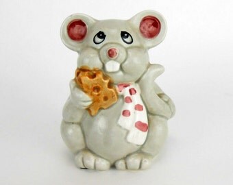 Mouse cheese shaker | Etsy