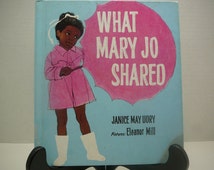 Popular items for show and tell on Etsy