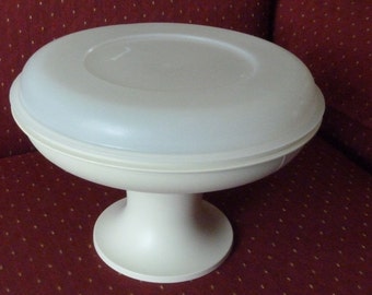 Vintage Tupperware Serve It All Set Cake Plate with Pedestal 5 Piece Set