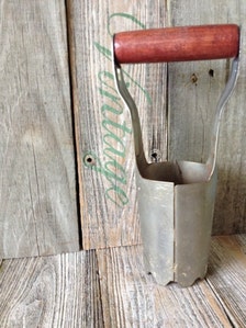 Vintage Flower Bulb Planter, Vintage Bulb Planter, Vintage Gardening Tool