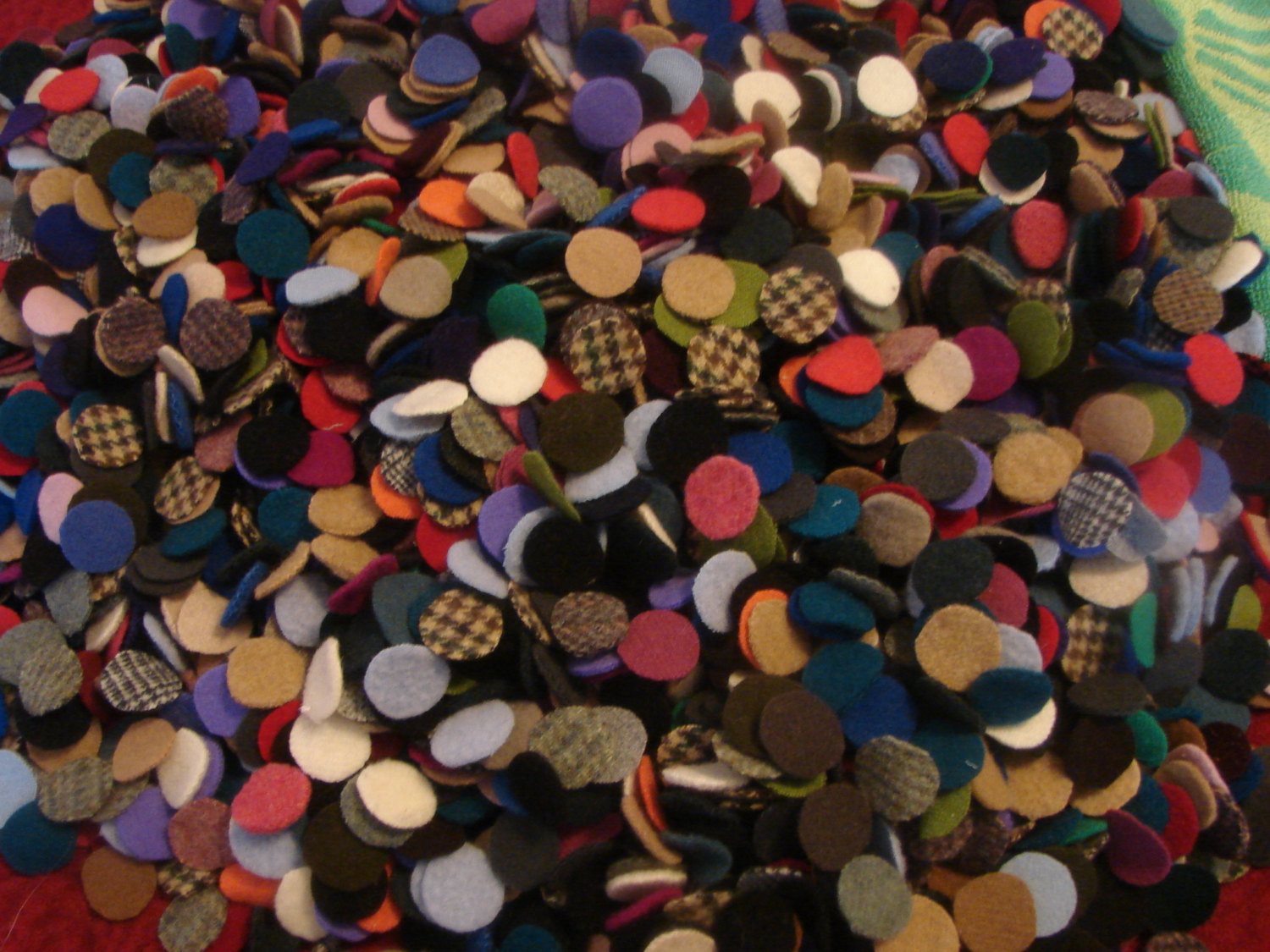 Popular items for wool penny rugs on Etsy