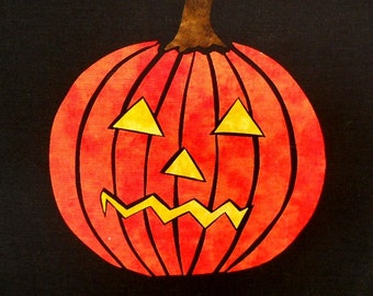 Vampire Skull Quilt Applique Pattern Design by HumburgCreations