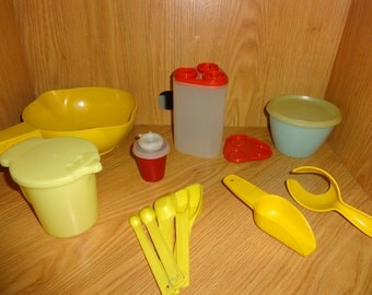 Popular items for tupperware gadgets on Etsy