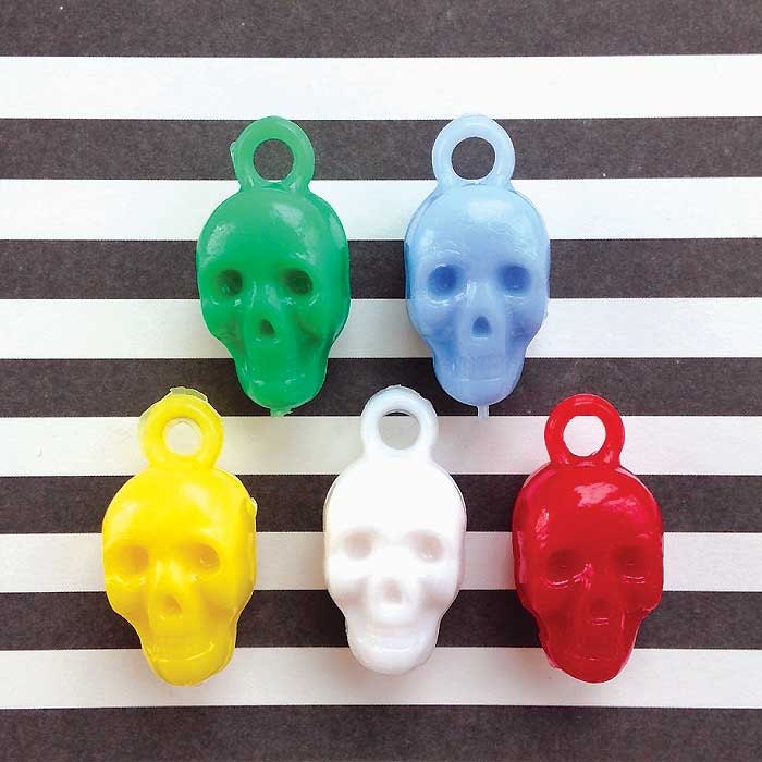 10 Skull Charms – Vintage 80s Plastic Gumball Charms for Jewelry Making ...