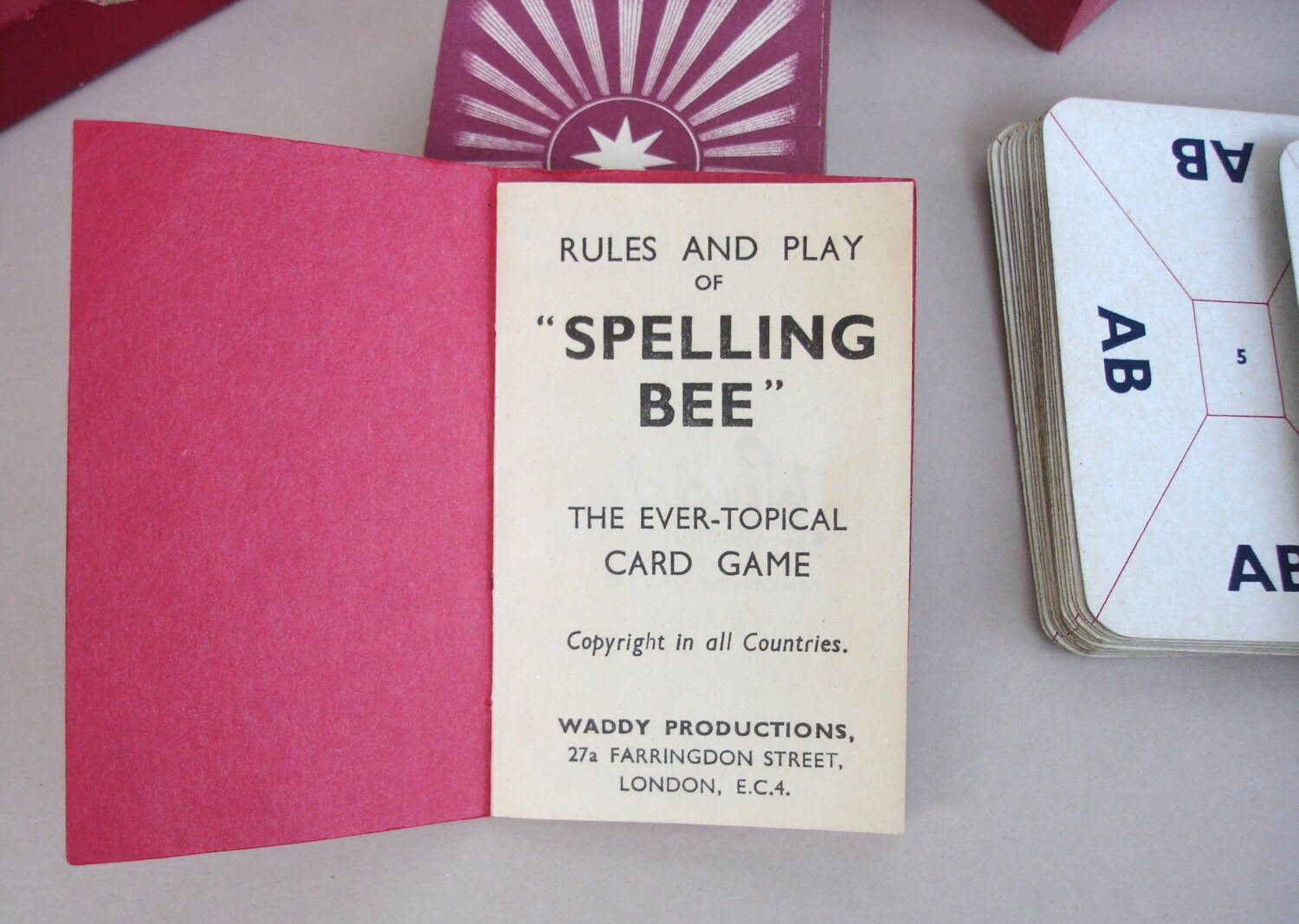 1930s Spelling Bee Red Box Edition Waddy Productions Playing