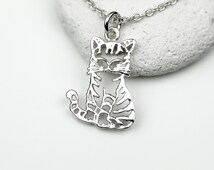 Popular items for silver cat necklace on Etsy