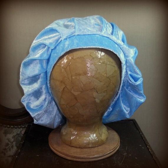 Renaissance Muffin Cap Medieval Caul Hat Beret by MidnightsMeadow