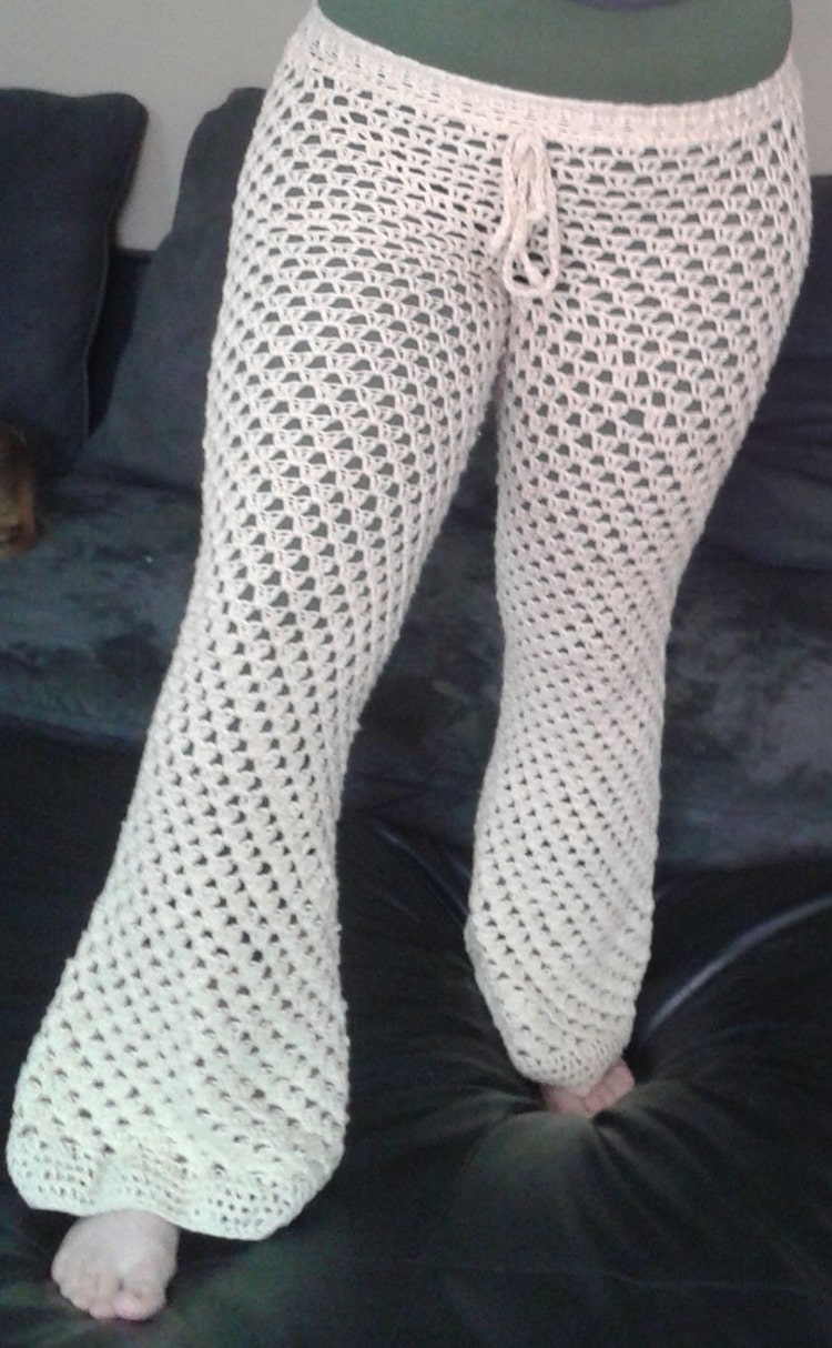 Universal Shell Crochet Pants Pattern Capri by FireneDesigns