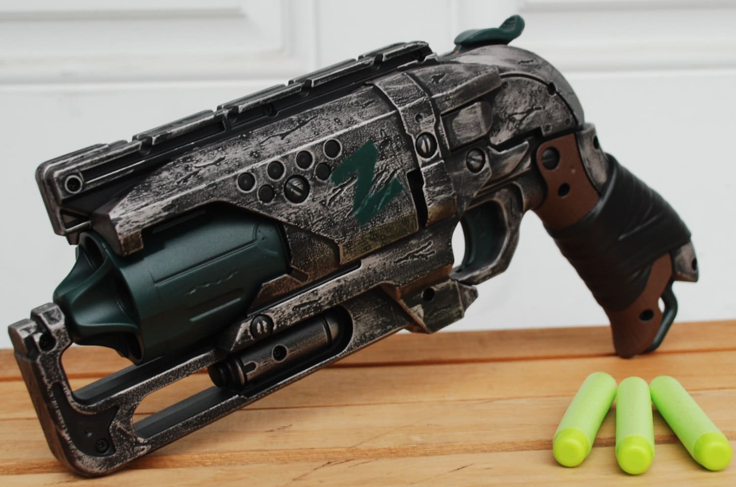 Beleuchtete Nerf-Zombie Strike Hammershot apokalyptischen