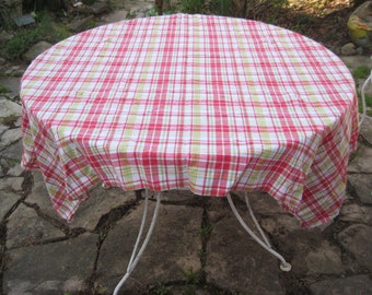 Red and lime green plaid tablecloth, picnic tablecloth, checked ...