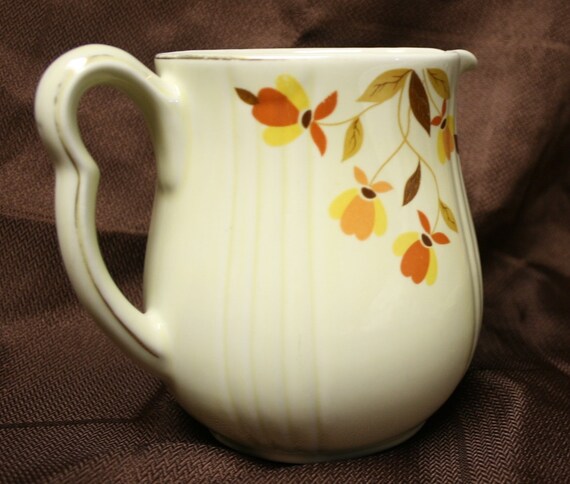 Vintage Hall Pottery China Jewel Tea Autumn by TeddysVintageShop