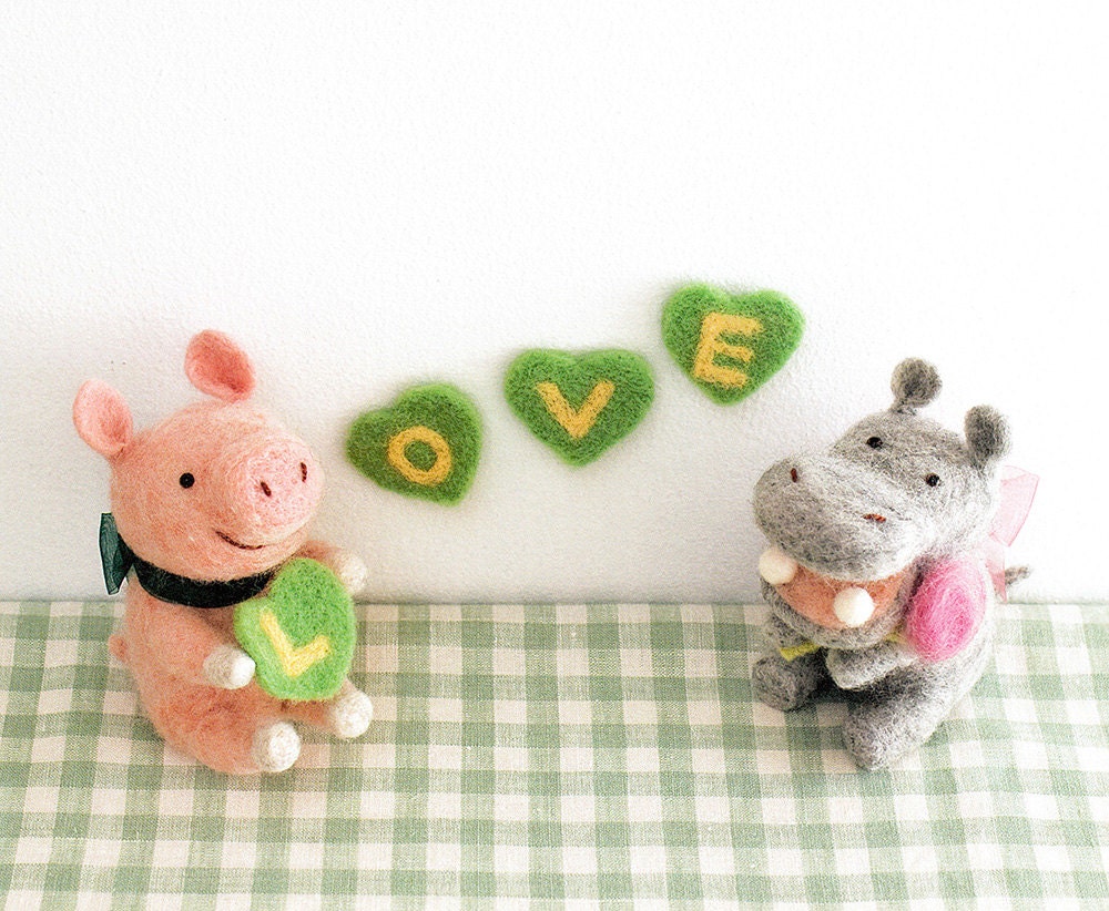 Cute Felt Animals & Animal Accessories Wool Needle Felting